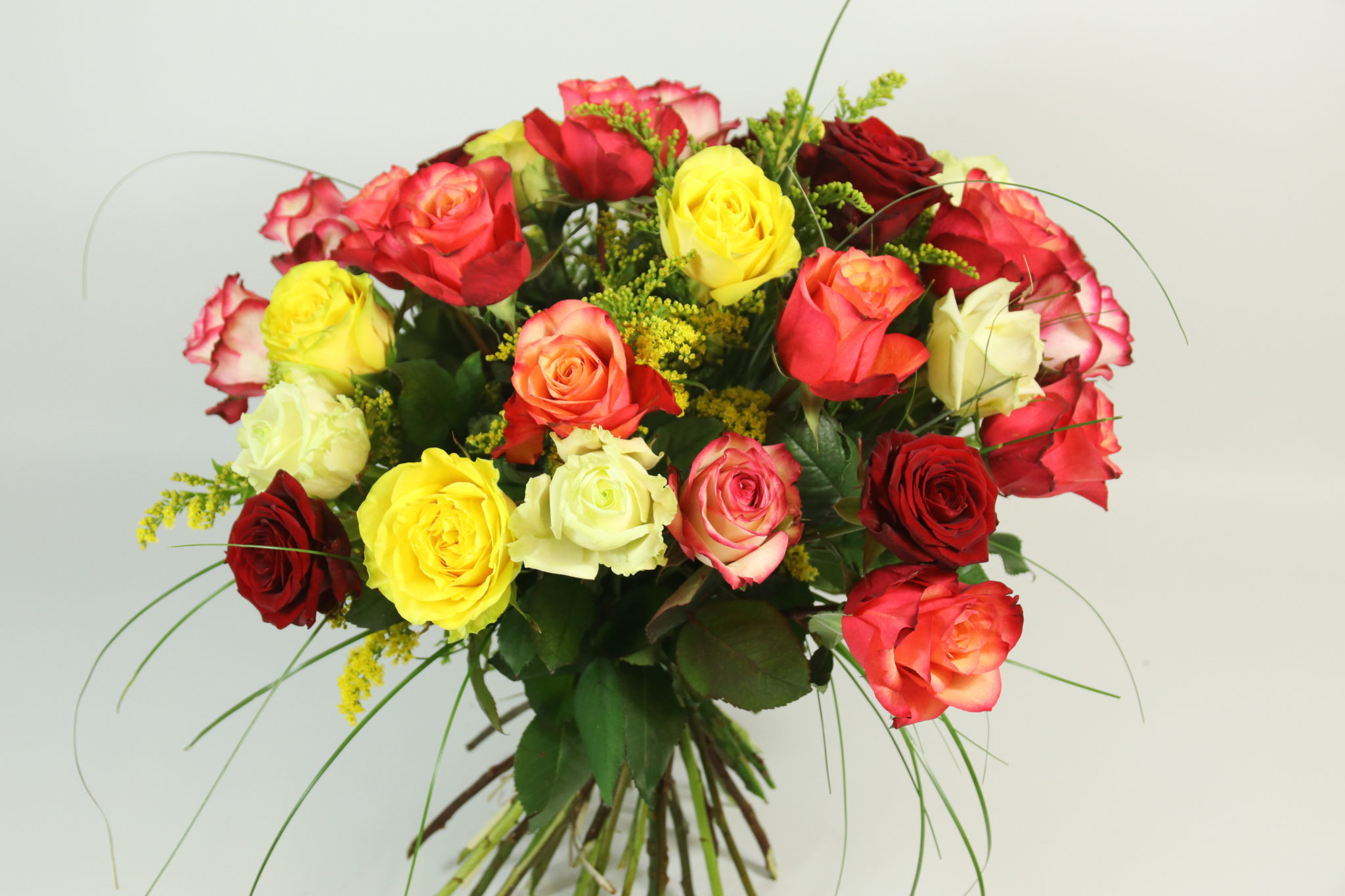 Rosenstrauß ab 19,95€ - Blumen Glanz - Ihre Gärtnerei im Achental